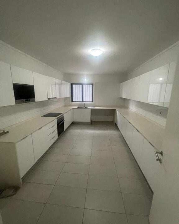 Apartamento T3 para Arrendar no Condomínio Casa Chefe – Polana