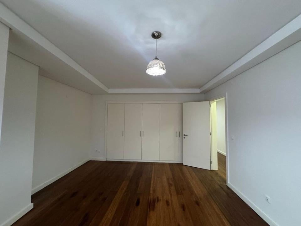 Apartamento T3 para Arrendar no Condomínio Casa Chefe – Polana